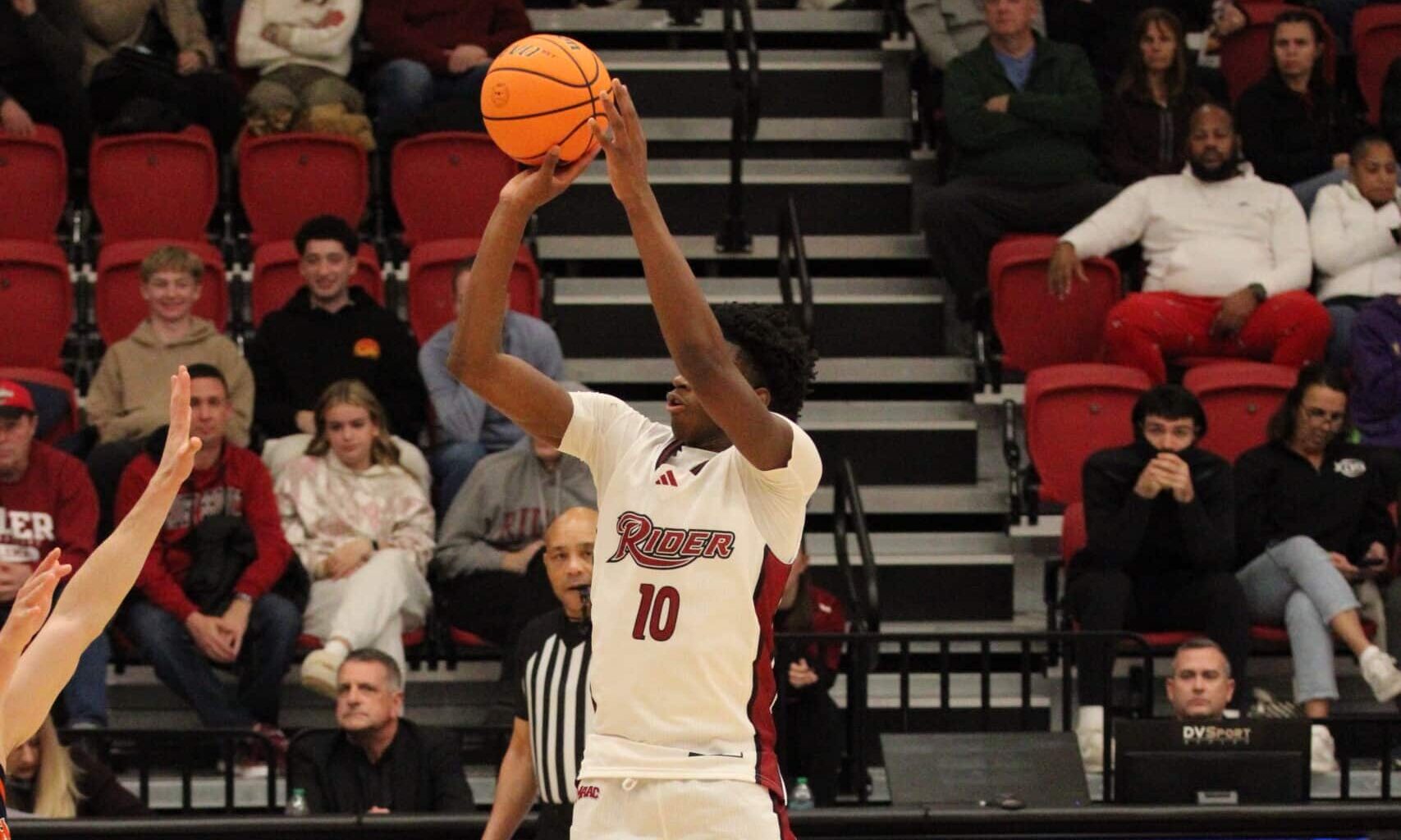 Broncs slip in hard fought battle to Saint Peter’s – The Rider News